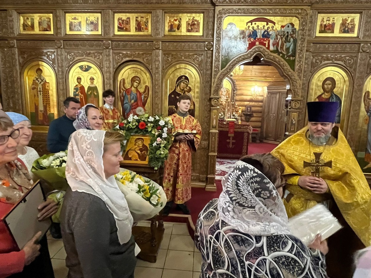 Поздравляем с днём тезоименитства настоятеля храма протоиерея Николая Грошева и диакона Николая ...